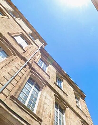 Appartement à louer - Bordeaux, Capucins, Saint-Michel - 3 pièces - 2 chambres