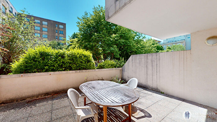 Appartement à vendre - Grenoble, Village Olympique - 3 pièces - 2 chambres