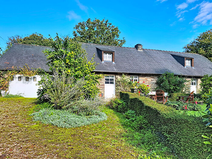 Maison à vendre - Sérent - 5 pièces - 2 chambres