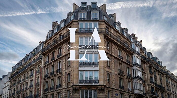 Appartement à vendre - Paris e , La Chapelle, Marx Dormoy - 4 pièces - 2 chambres