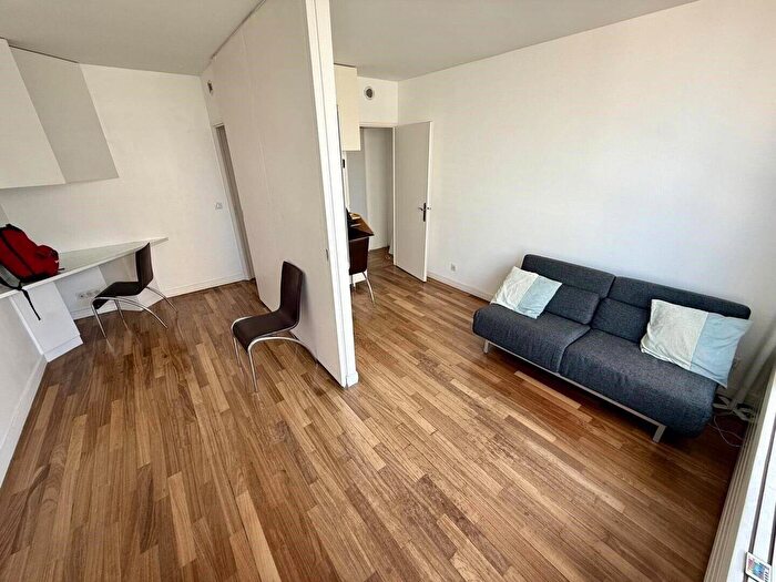 Appartement 1 pièce à Emeriau-Zola, Paris 15ème arrondissement, à louer