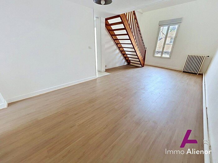 Appartement 4 pièces à louer - Talence