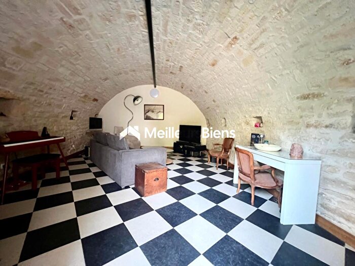 Maison à vendre - Montjavoult - 9 pièces - 4 chambres