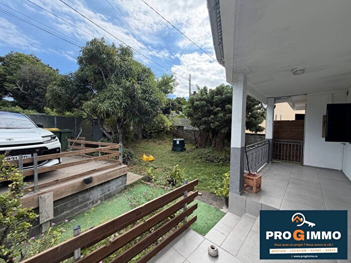 Maison à louer - Saint-Pierre - 4 pièces - 3 chambres