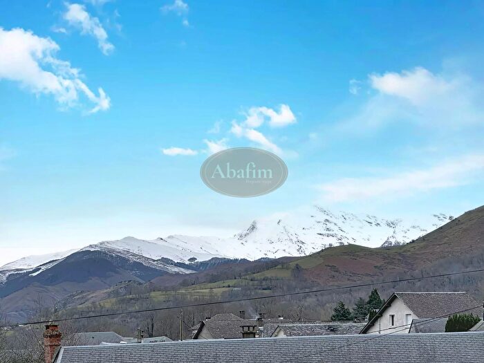 Maison à vendre - Lourdes - 8 pièces - 4 chambres