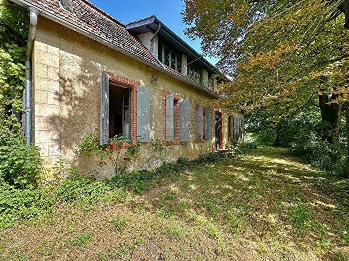 Maison à vendre - Castelnau-Magnoac - 9 pièces - 5 chambres