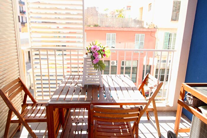 Appartement à vendre - Nice, Le Port - 1 pièce