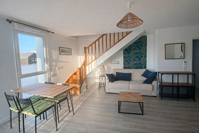 Appartement à louer - Nanterre, Vieux Pont - 4 pièces - 3 chambres