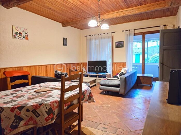 Maison 7 pièces à Mas-Grenier, à vendre
