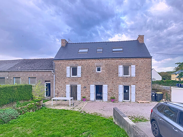 Maison à vendre - Landaul - 5 pièces - 4 chambres