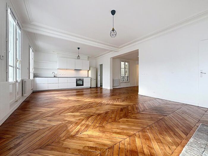 Appartement à louer - Paris e , Rennes - 5 pièces - 4 chambres