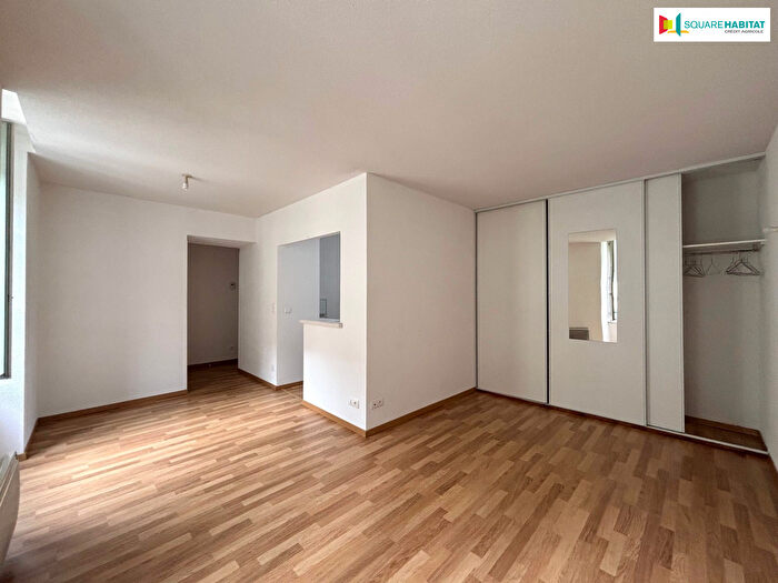 Appartement 1 pièce à Oloron-Sainte-Marie, à louer