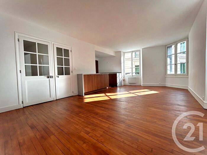 Appartement à vendre - Étampes, Centre-Ville - 4 pièces - 3 chambres