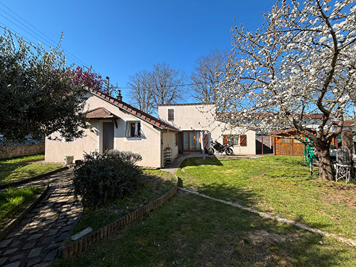 Maison à vendre - Goussainville, Centre-ville, Renaissance - 4 pièces - 3 chambres