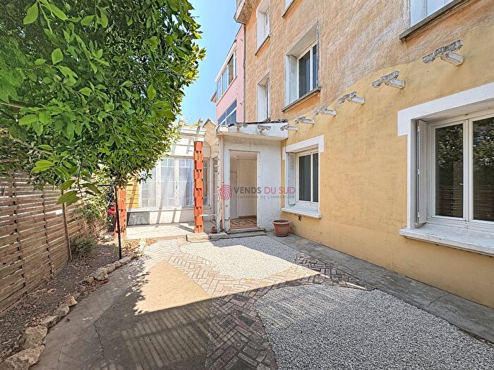 Béziers, Champ de Mars : Appartement 3 pièces à louer