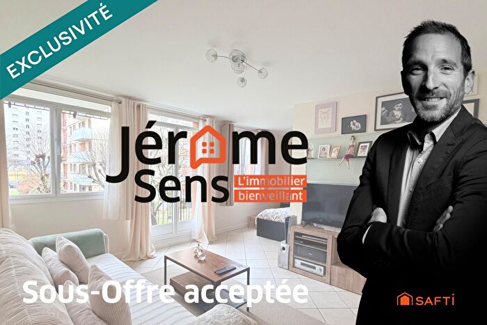 Appartement à vendre - Poissy, Foch, Les Sablons - 3 pièces - 2 chambres