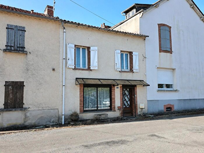 Maison 4 pièces à vendre à Tanus
