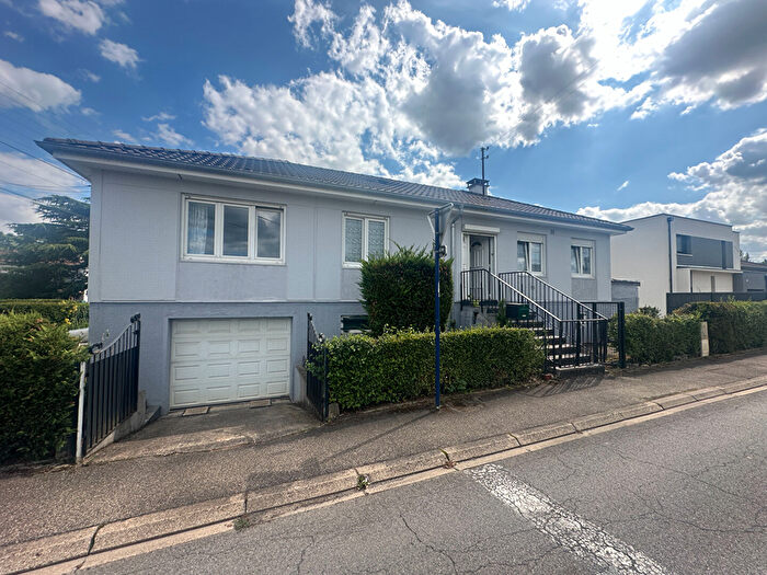 Maison à vendre - Amnéville - 7 pièces - 5 chambres