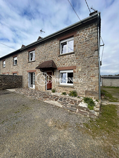 Maison à vendre - Sourdeval - 4 pièces - 3 chambres