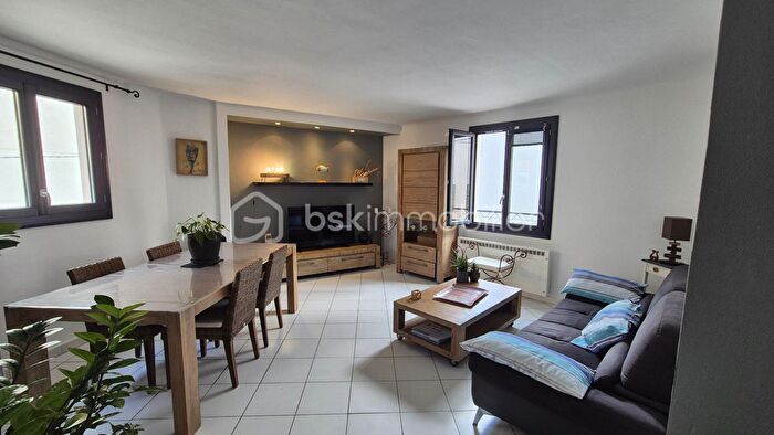 Maison à vendre - Bages - 6 pièces - 4 chambres