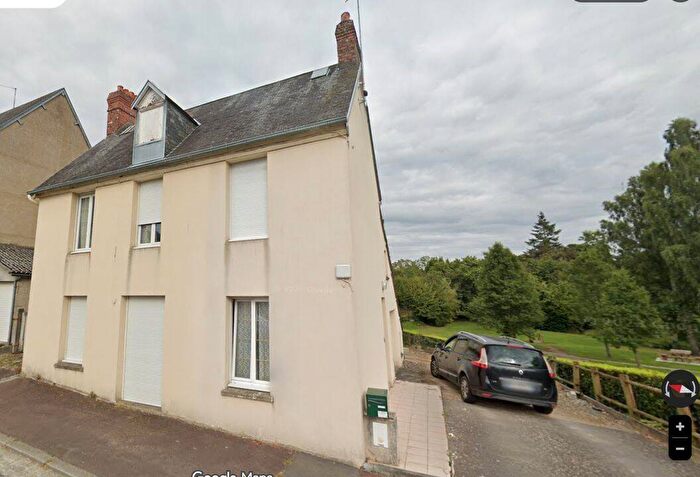 Maison 4 pièces à Barenton, à louer