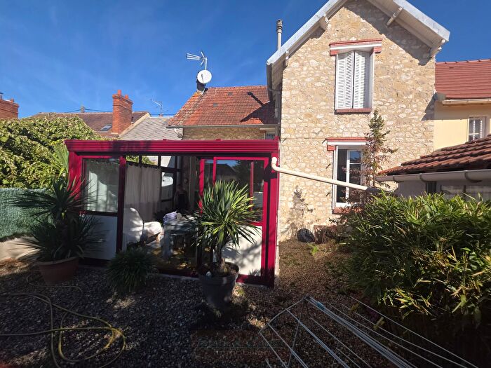 Maison 4 pièces à Montargis, Verdun, Viroy, à vendre