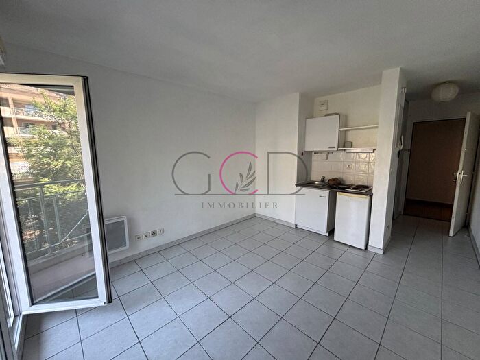 Appartement 1 pièce à louer - Pont de Béraud, Aix-en-Provence