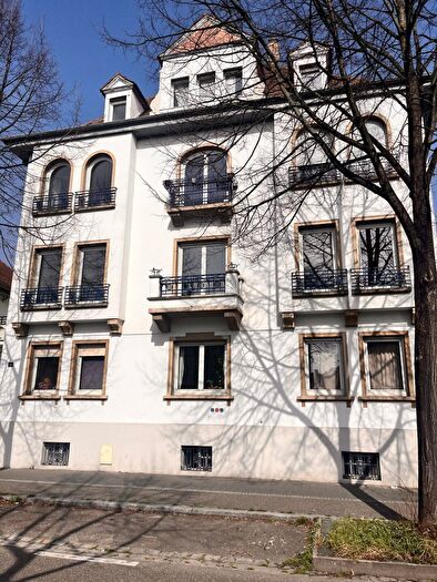 Appartement à louer - Neudorf Est Centre, Strasbourg - 4 pièces - 3 chambres