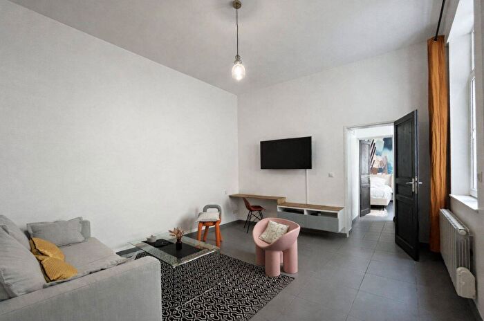 Appartement à louer - Centre Ville, Amiens - 2 pièces - 1 chambre