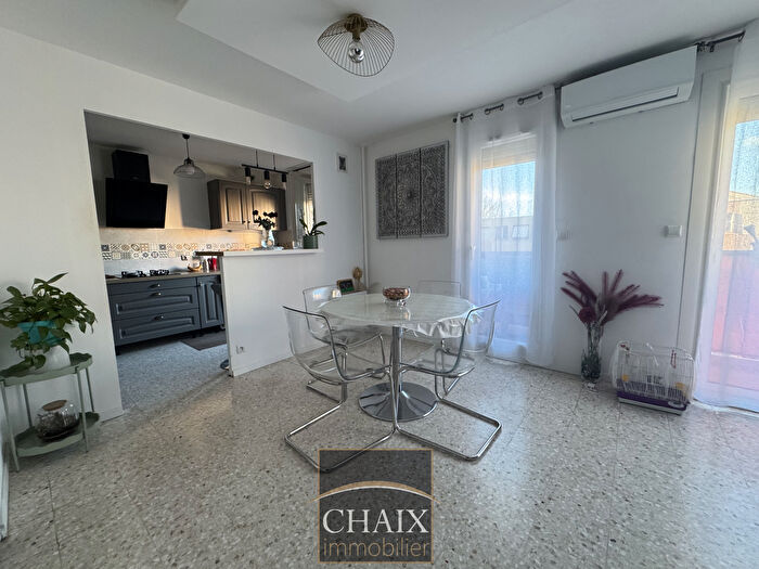 Appartement à vendre - Aubagne - 4 pièces - 3 chambres