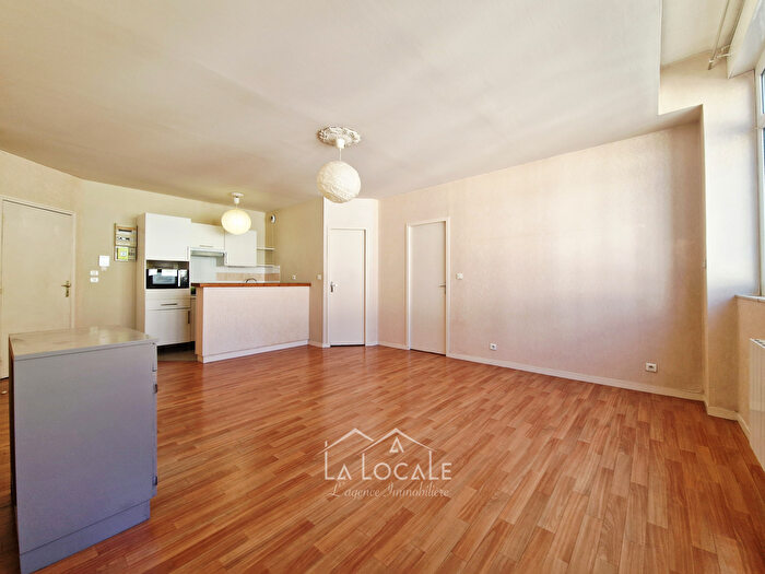 Appartement à vendre - Limoges, Centre-ville, Hôtel de Ville, Emailleurs - 2 pièces - 1 chambre