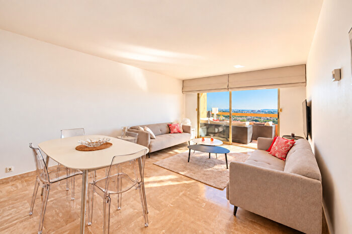 Mandelieu-la-Napoule, Capitou : Appartement 2 pièces à vendre