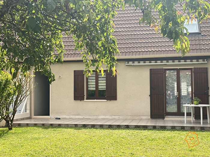 Maison 4 pièces à vendre à Bourges, Centre-ville, Charlet, Lahitolle, Pignoux, Sembat