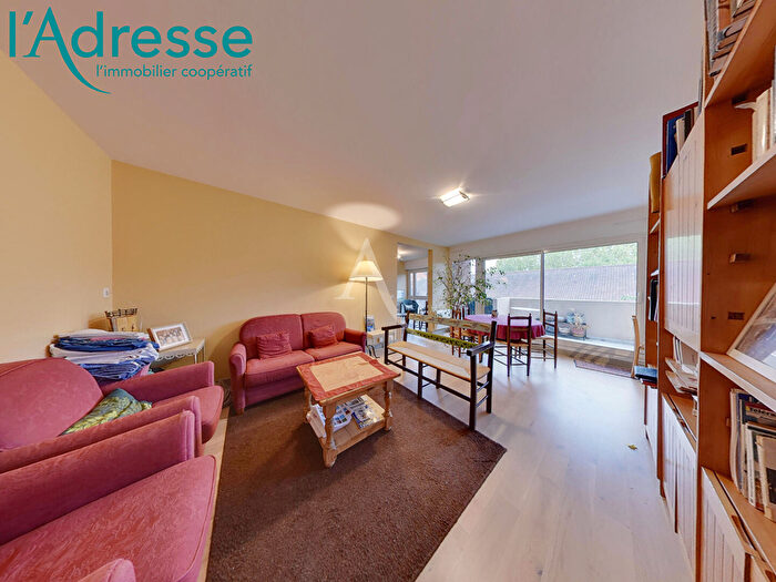 Noisy-le-Grand, Centre-ville - Appartement 4 pièces à vendre