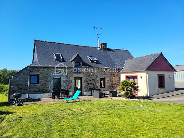 Maison 7 pièces à Plouguenast, à vendre