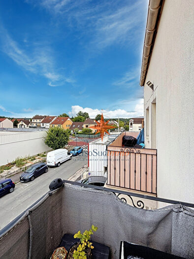 Chelles, Les Coudreaux : Appartement 3 pièces à vendre