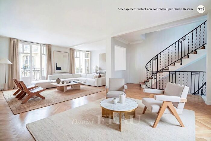 Maison à vendre - Neuilly-sur-Seine, Parc de Neuilly - 8 pièces - 5 chambres