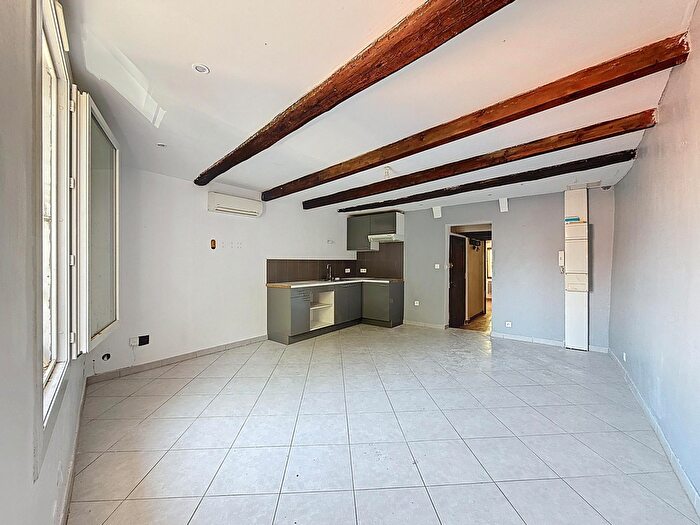 Appartement à vendre - Draguignan, Centre-ville historique - 3 pièces - 2 chambres