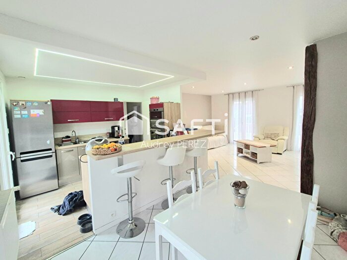 Maison à vendre - Pontault-Combault, Centre commercial - 5 pièces - 3 chambres