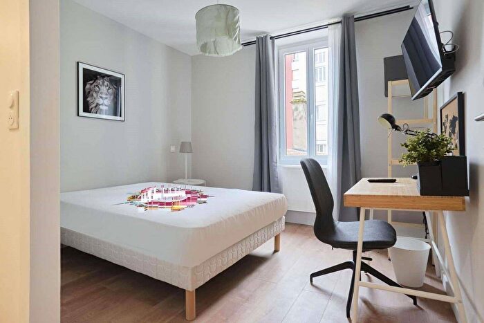 Appartement à louer - Stanislas-Meurthe, Nancy - 1 pièce