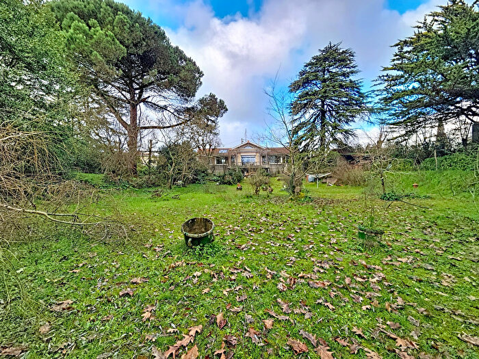 Maison à vendre - Pessac, Bourg - 6 pièces - 3 chambres