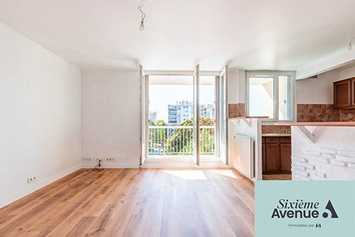 Appartement à vendre - Chilly-Mazarin, Nord - 3 pièces - 2 chambres