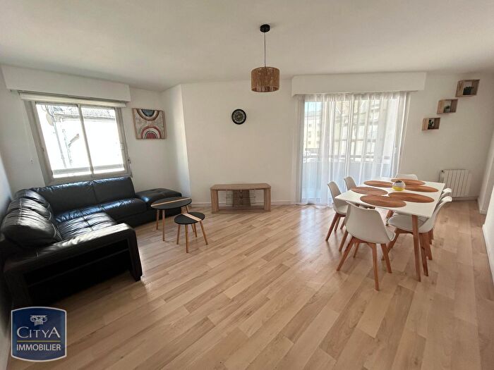 Laval, Les Fourches : Appartement 3 pièces à louer