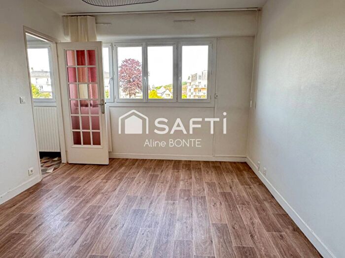 Appartement à louer - Centre Ville-Isambard, Évreux - 1 pièce - 1 chambre