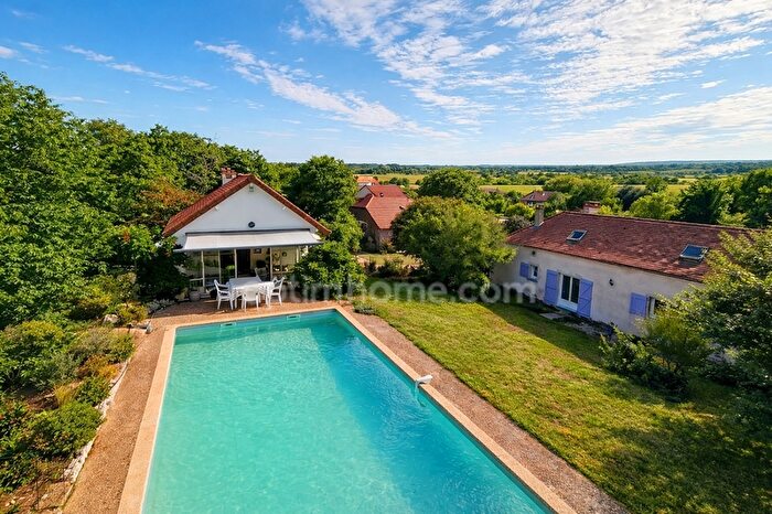 Maison à vendre - Espinasse-Vozelle - 6 pièces - 3 chambres