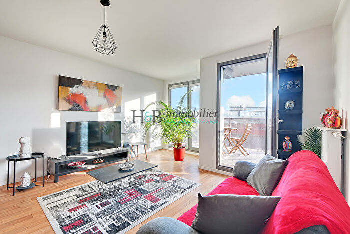 Appartement à vendre - Saint-Denis, La Plaine Saint-Denis - 3 pièces - 2 chambres