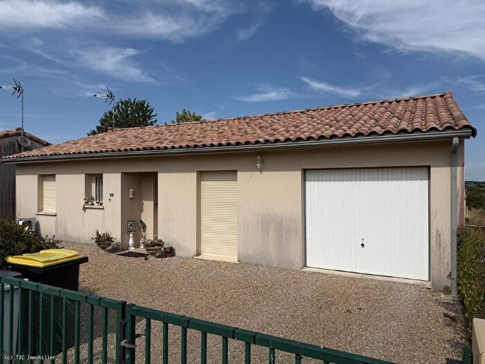 Maison 4 pièces à vendre - Verteuil-sur-Charente