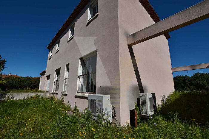 Appartement à vendre - Villeneuve-lès-Béziers - 8 pièces
