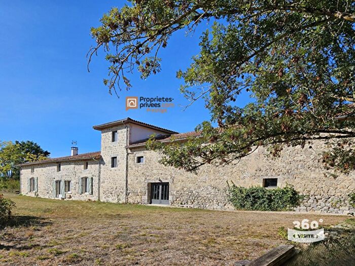 Maison 8 pièces à vendre à Calignac