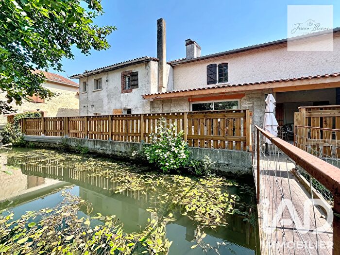Maison 2 pièces à vendre - Villecomtal-sur-Arros